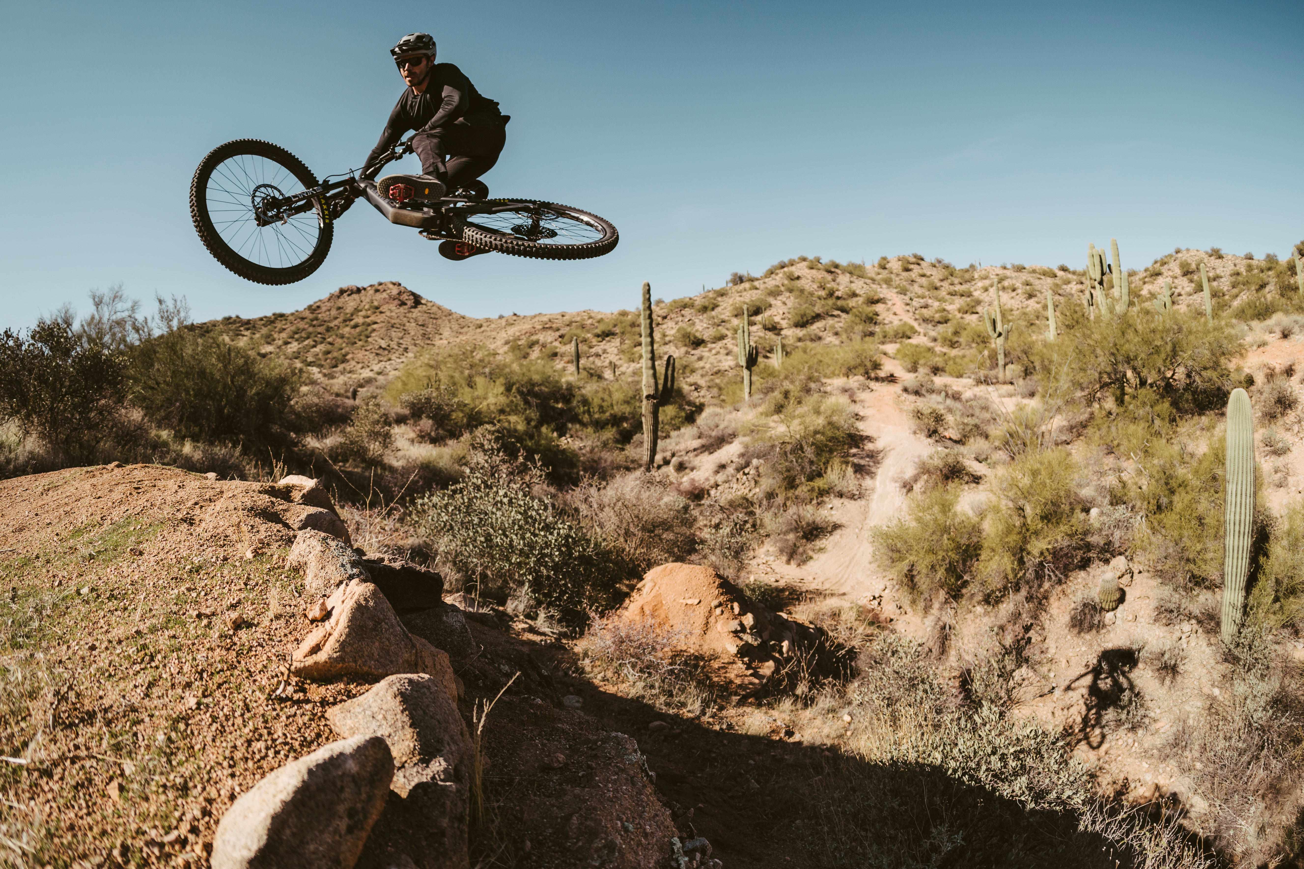Mullet vs. 29er MTB: Which setup is right for you? | CANYON CN